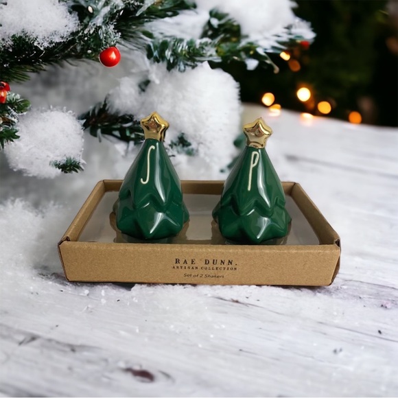 Rae Dunn | Other | Rae Dunn Christmas Tree Salt Pepper Shakers Holiday ...